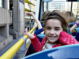 London with kids | Sightseeing non-stop bus tour | Tootbus